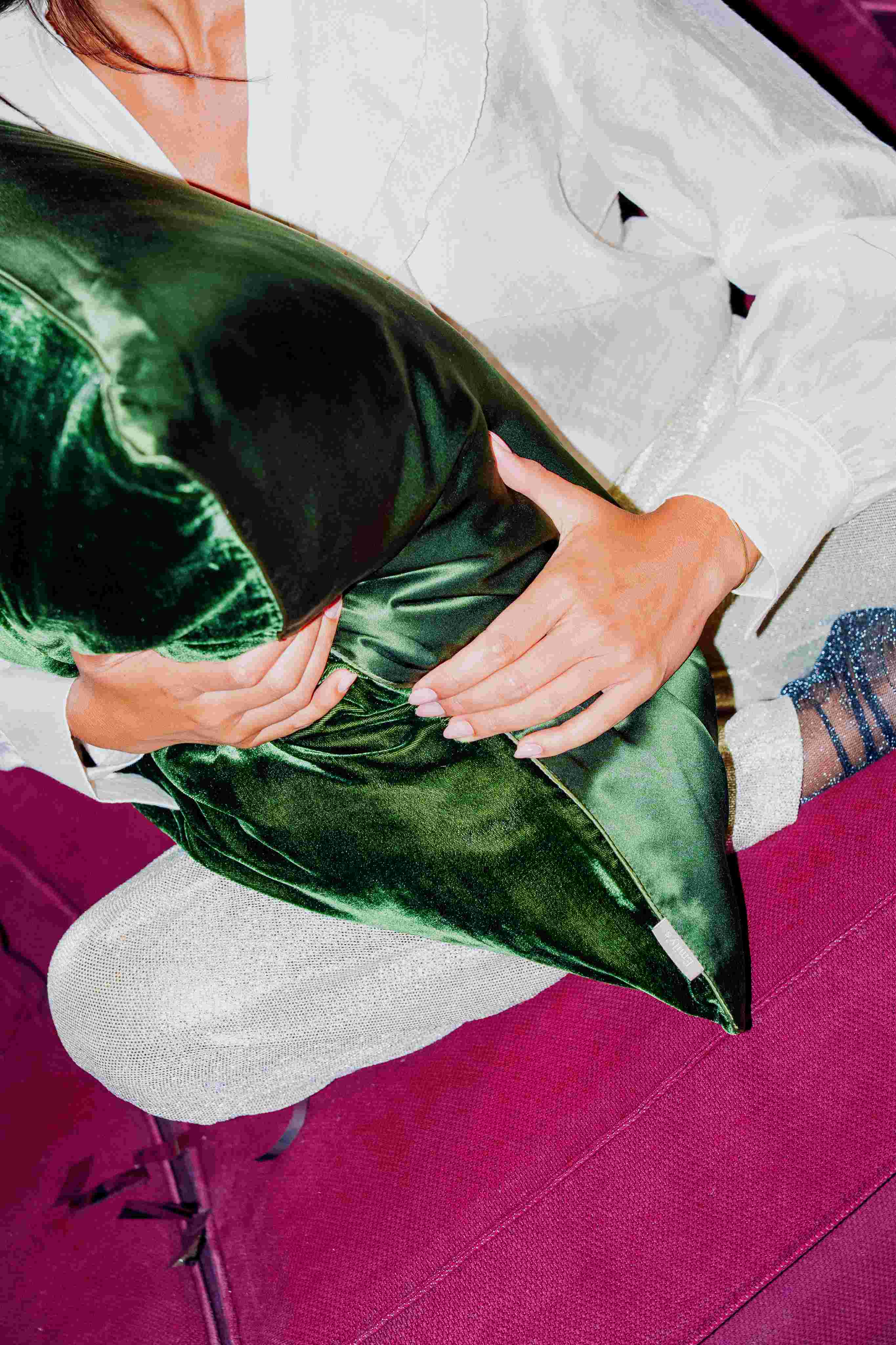 Terciopelo y seda: para adoptar en tu interior – Emily's Pillow