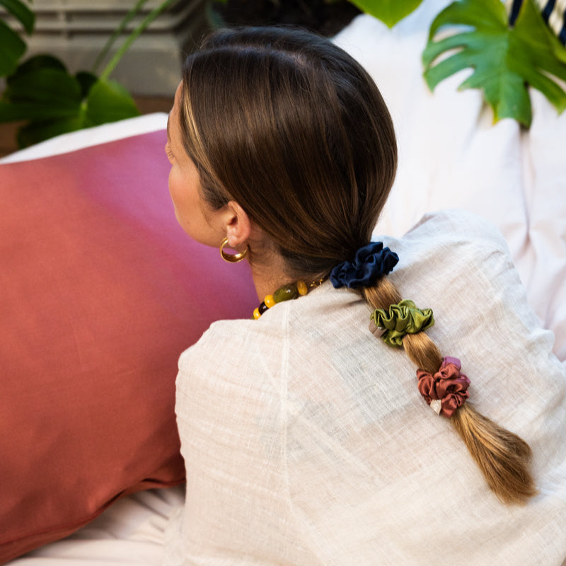 Nuestros queridos de seda – Emily's Pillow