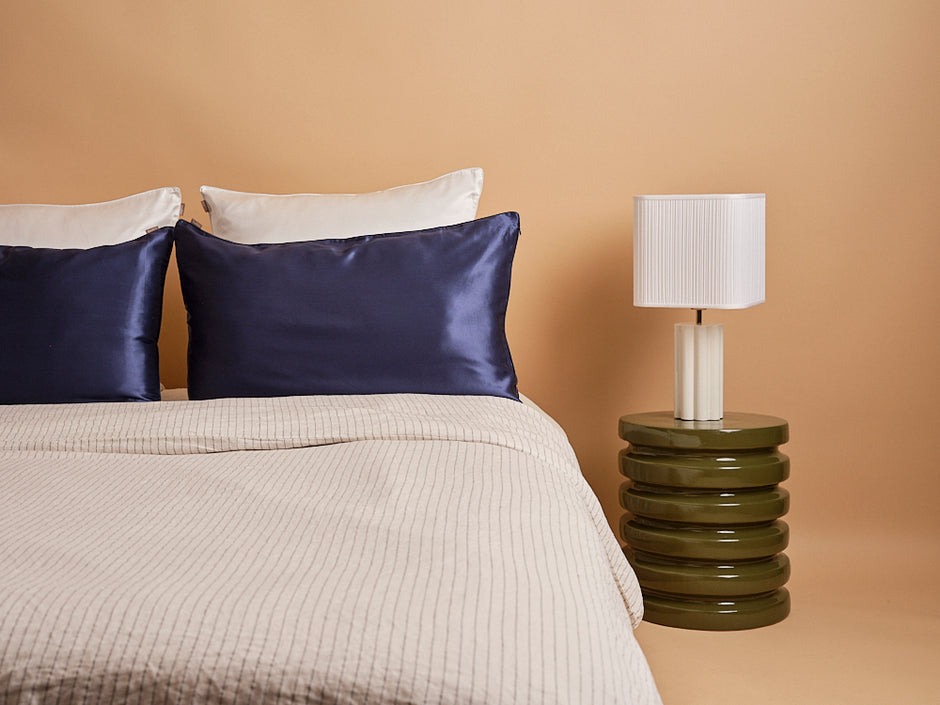 Emily's Pillow - 100% Natural and Organic Silk Pillowcase