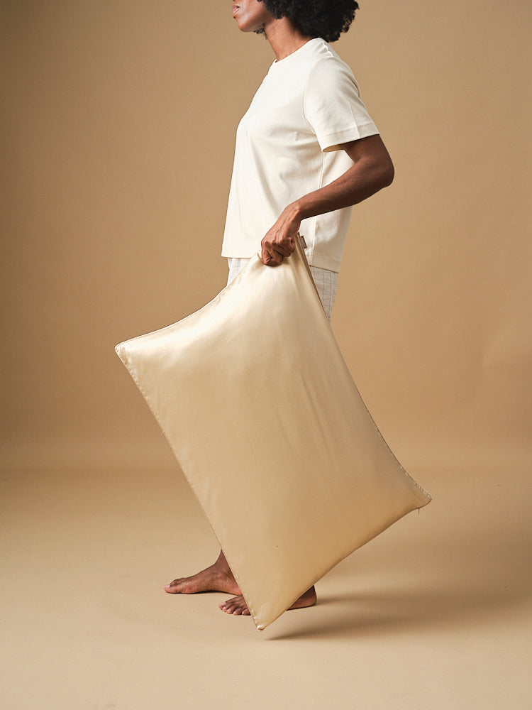 Emily's Pillow - 100% Natural and Organic Silk Pillowcase