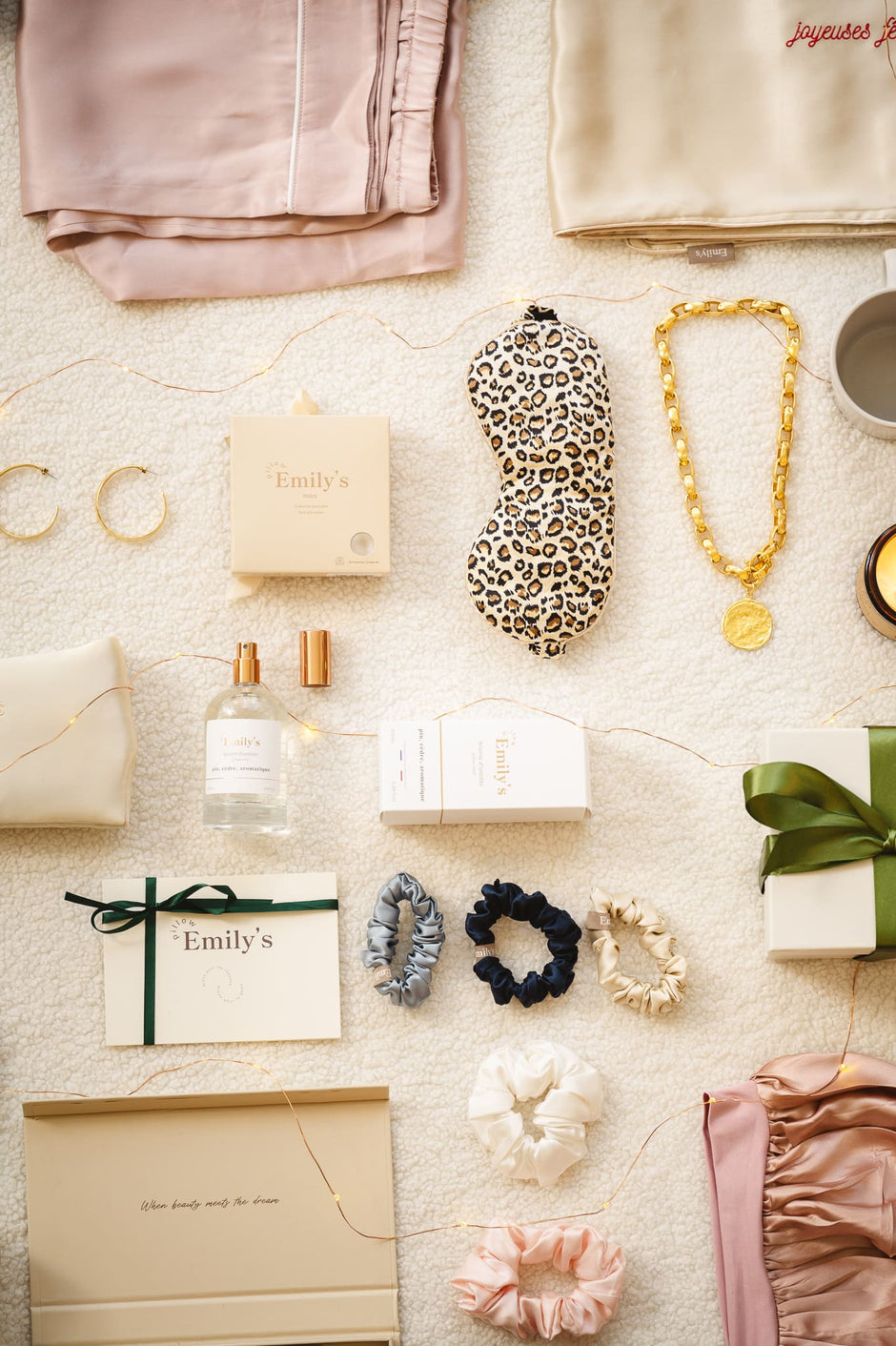 Emily's Pillow - 100% Natural and Organic Silk Pillowcase